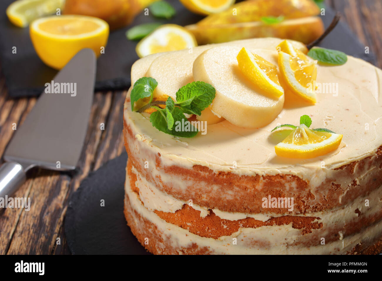 Best sponge cake recipe hi-res stock photography and images - Alamy