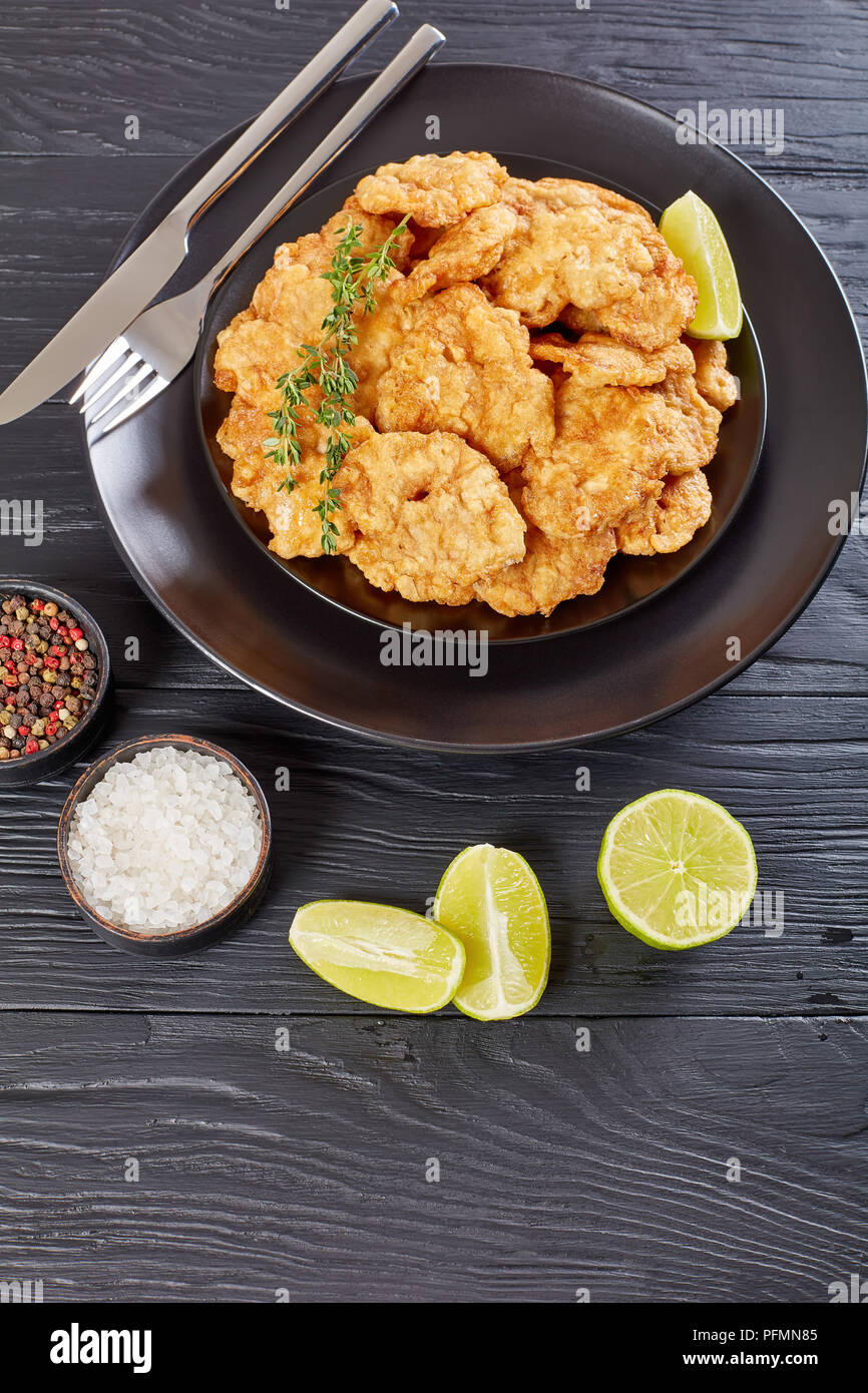 Calf brain dish hi-res stock photography and images - Alamy