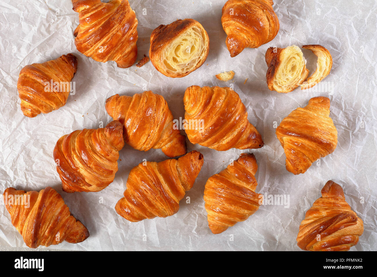 Flaky texture hi-res stock photography and images - Alamy