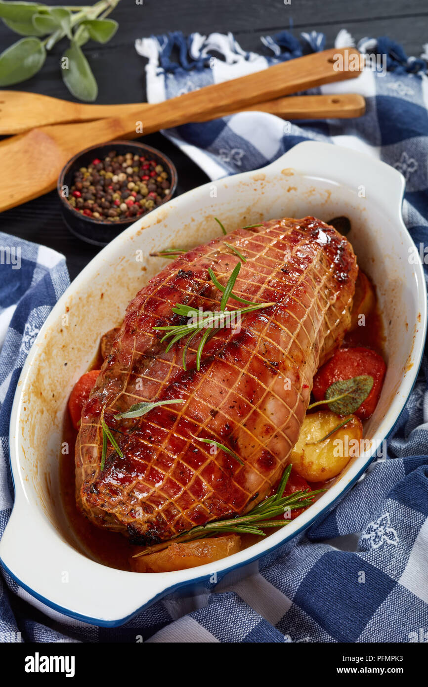 Baking net hi-res stock photography and images - Alamy