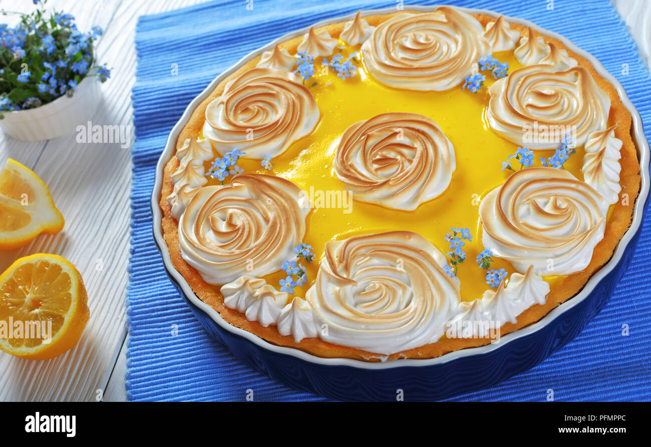 Classic french lemon tart - crisp pastry with a smooth lemon filling ...