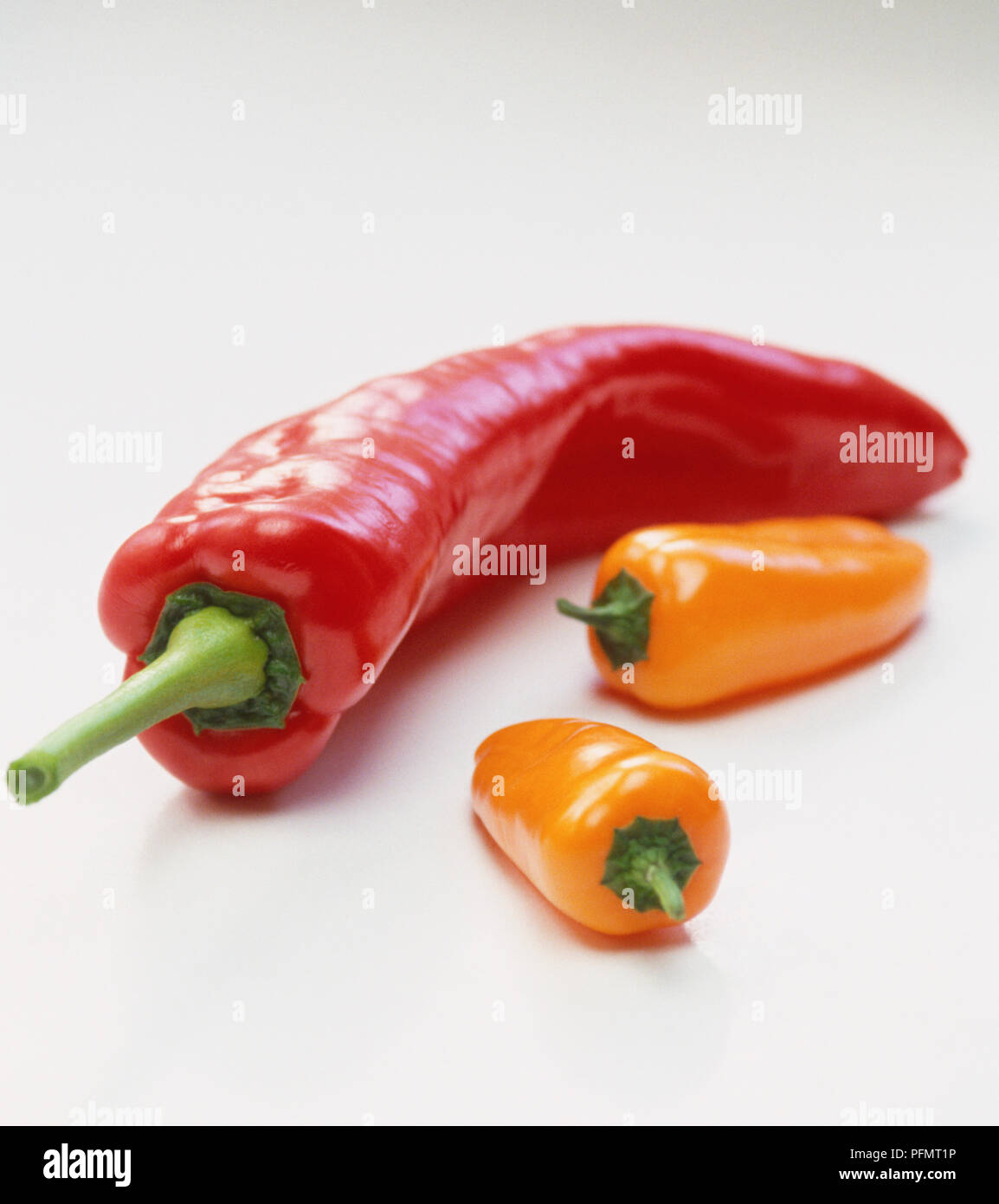 Orange colour chillies hi-res stock photography and images - Alamy
