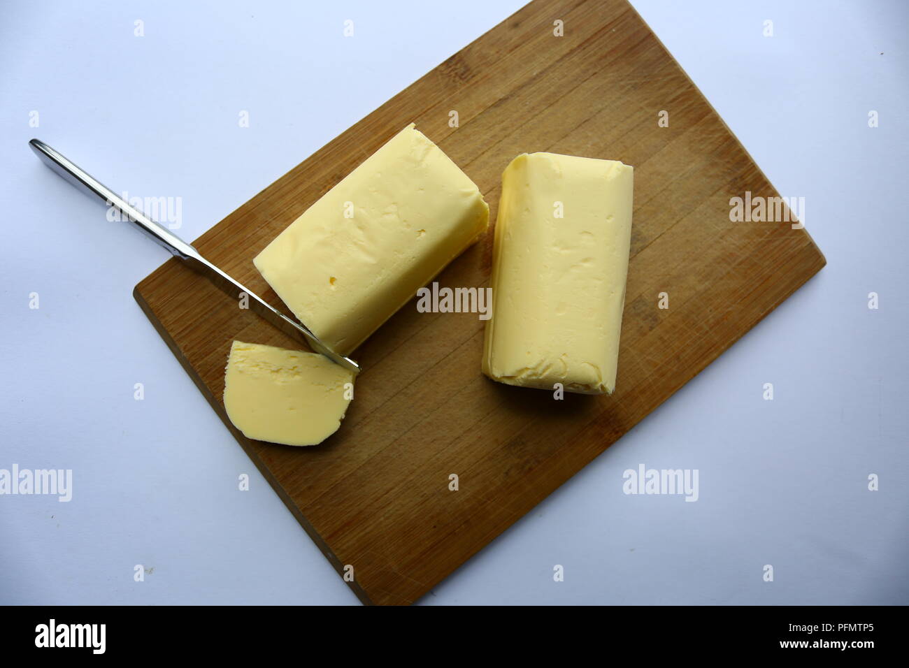 Food: Fresh butter Stock Photo - Alamy