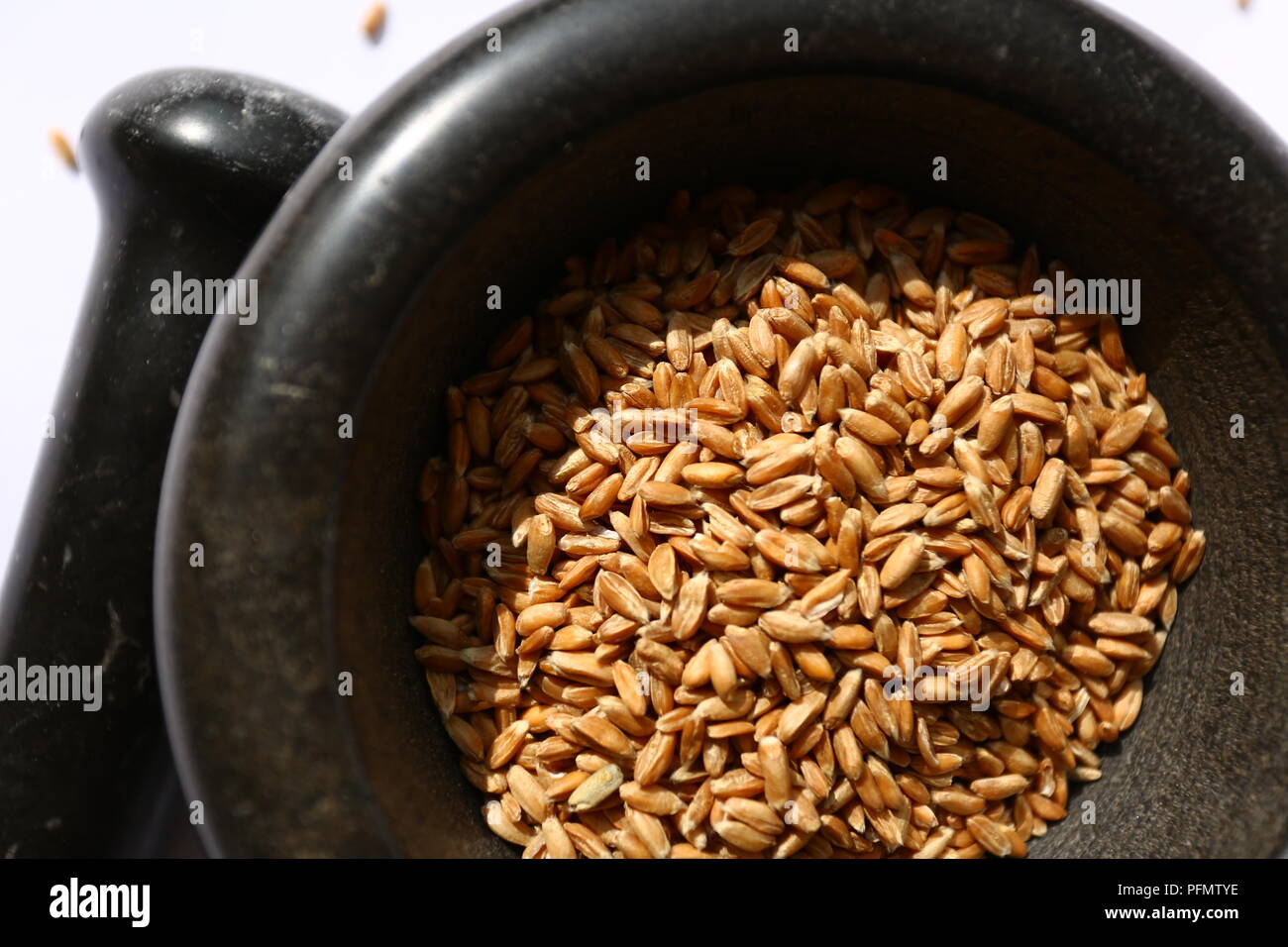 Food: Organic spelt grain Stock Photo - Alamy