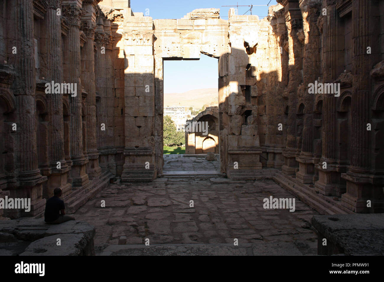 Bacchus temple in the ancient city of baalbek hi-res stock photography ...