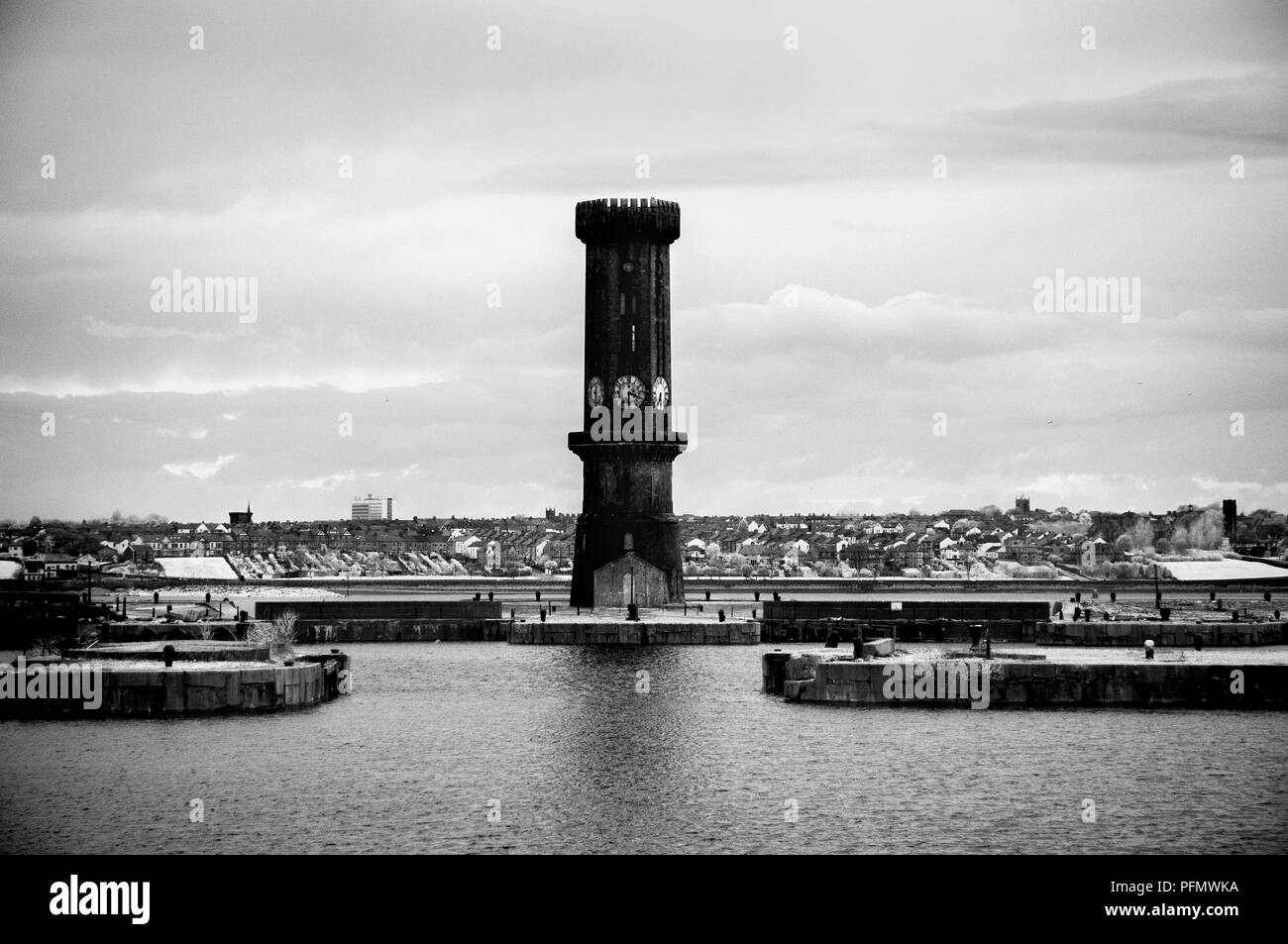Victoria Tower, Liverpool Docks Stock Photo - Alamy