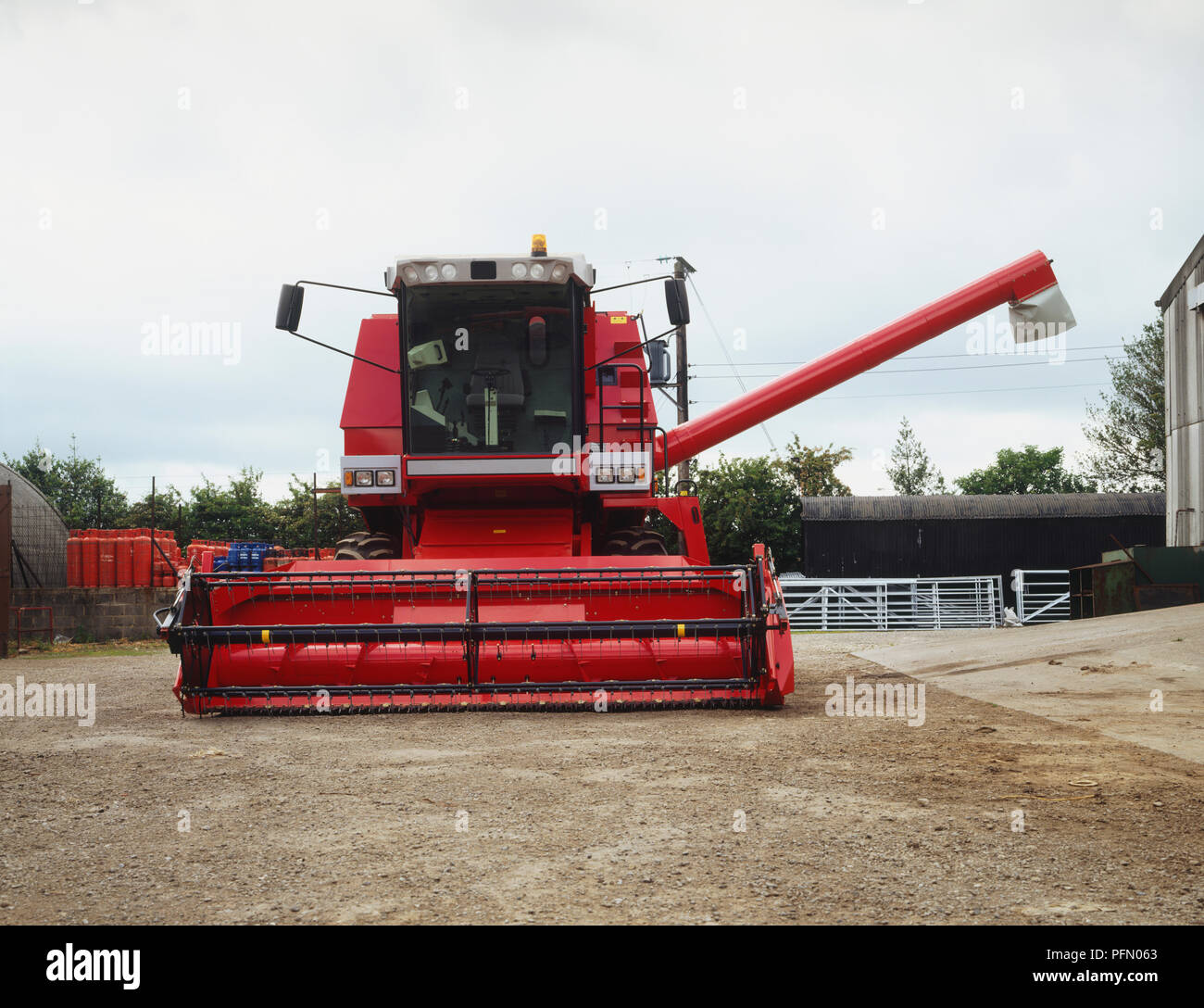 Combine equipment hi-res stock photography and images - Alamy
