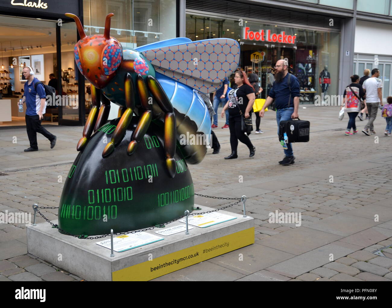 Manchester bee hi-res stock photography and images - Alamy