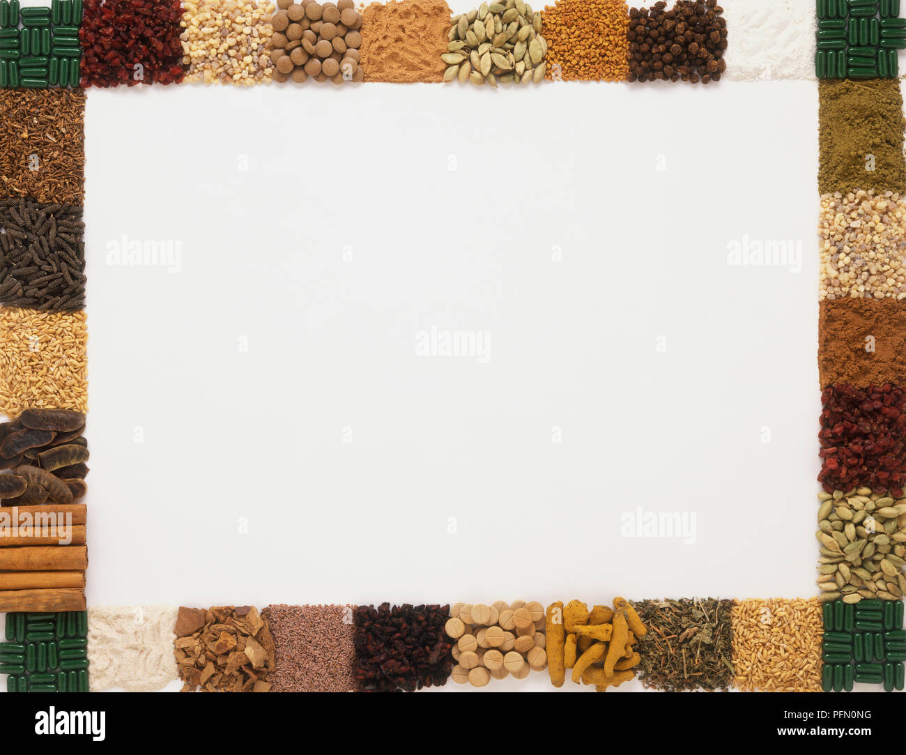 Indian spices border hi-res stock photography and images - Alamy