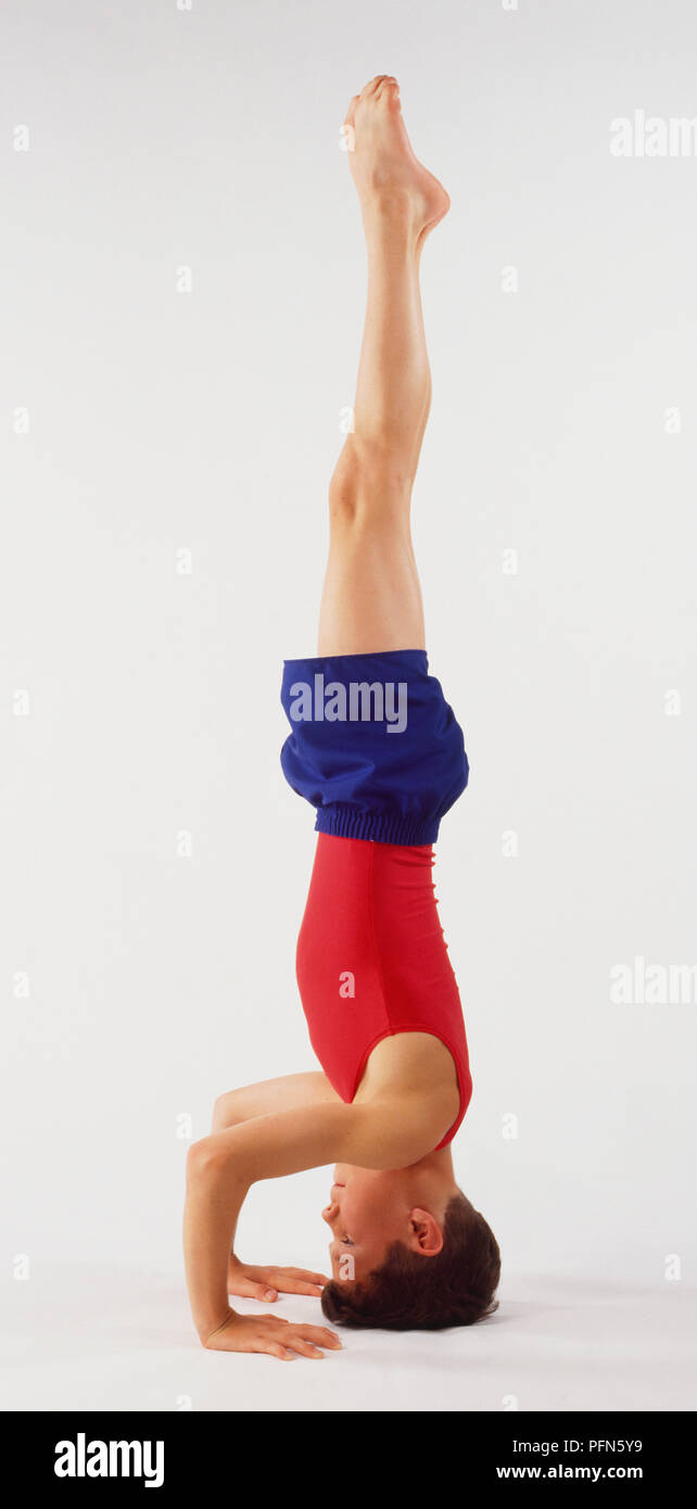 Parallel legs hi-res stock photography and images - Alamy