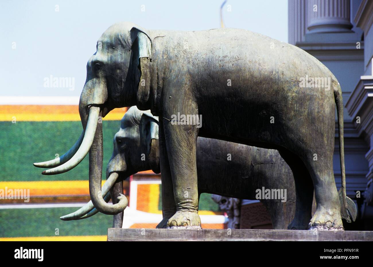 Thailand, Bangkok, Grand Palace, elephant statues Stock Photo - Alamy