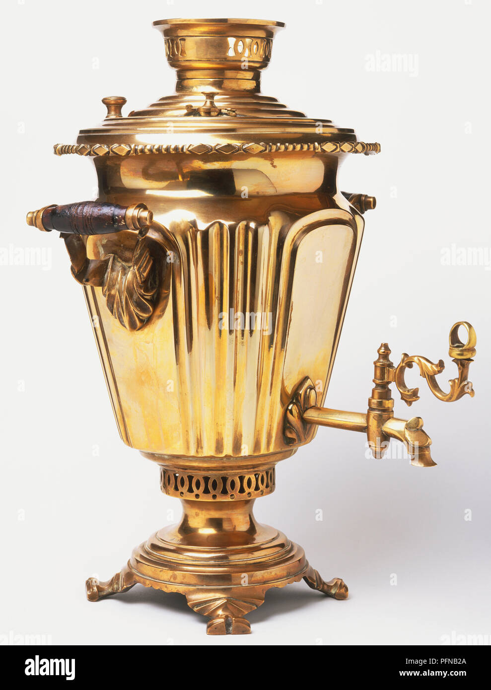 Samovar hi-res stock photography and images - Alamy