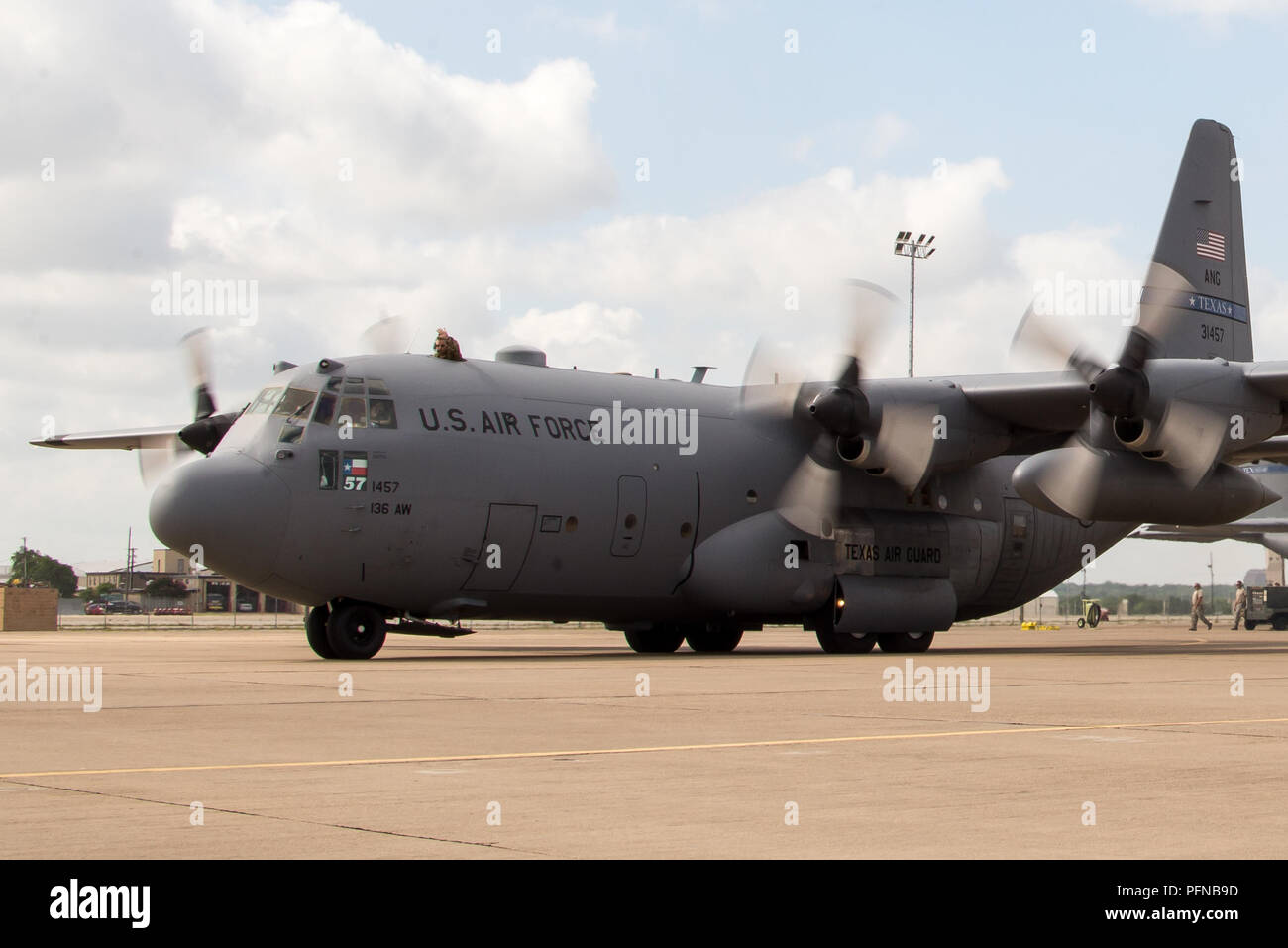 136th airlift wing hi-res stock photography and images - Alamy