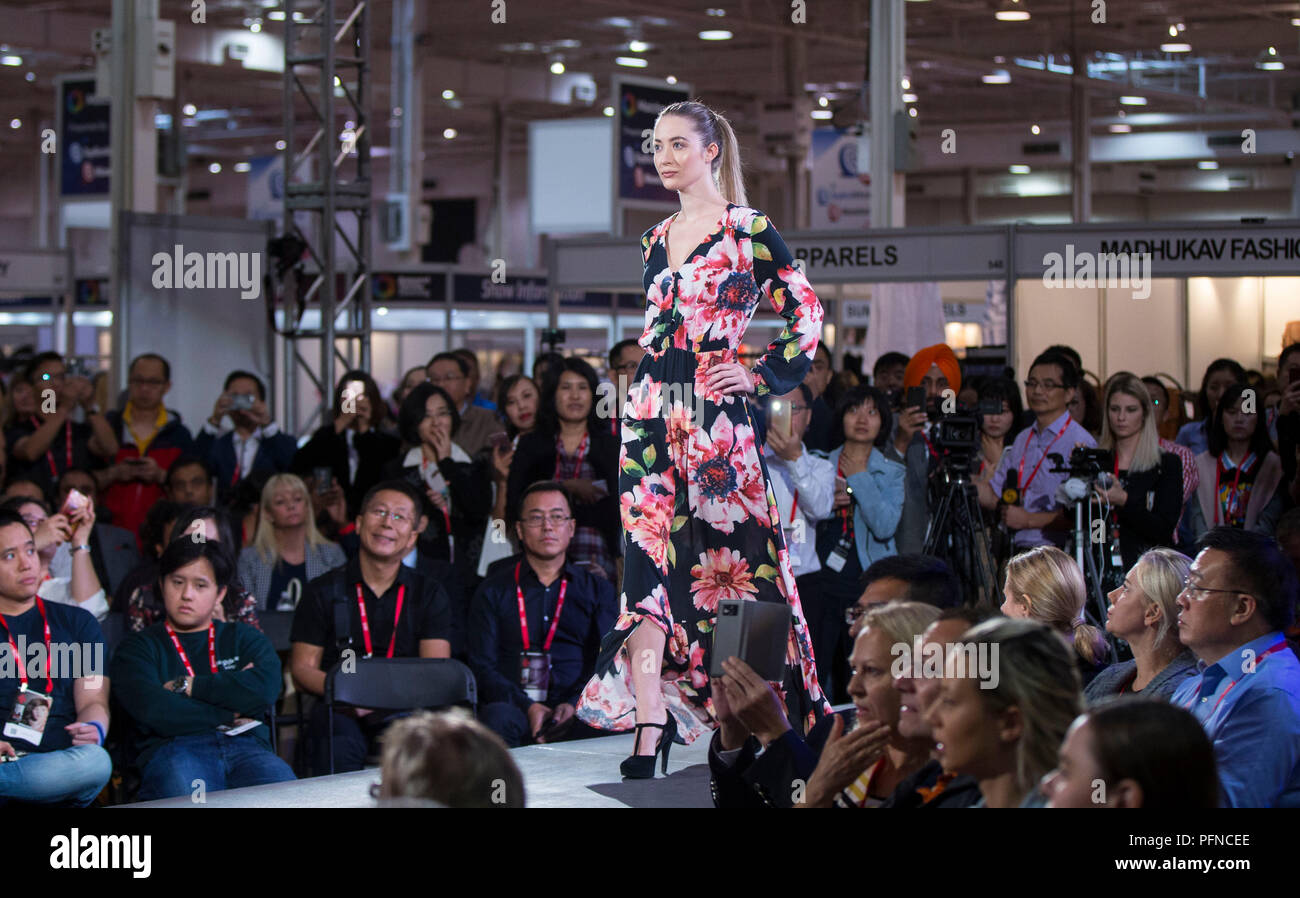 Toronto, Canada. 21st Aug, 2018. A model presents a creation during the ...