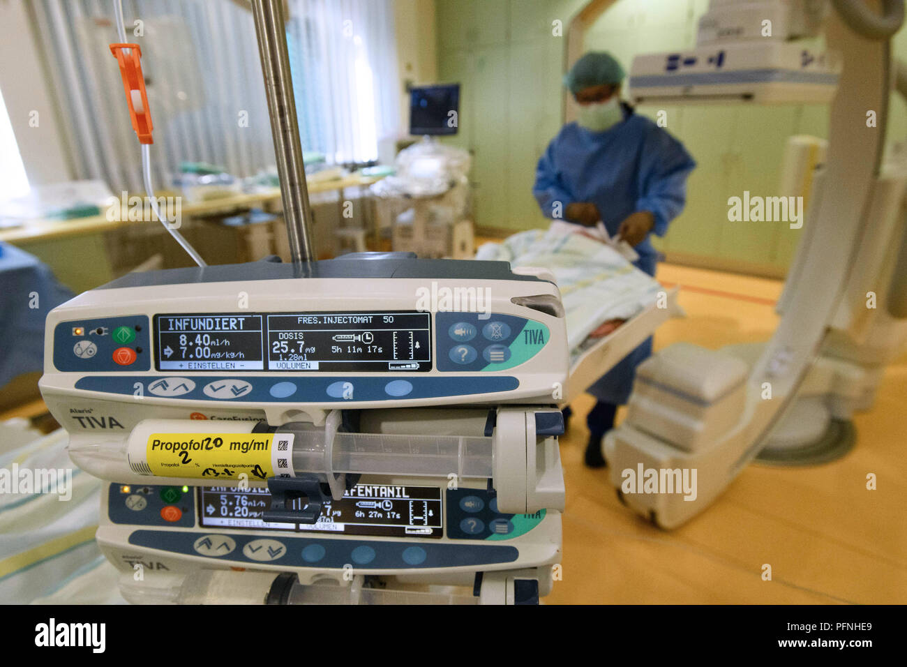 Anesthesia drug hi-res stock photography and images - Alamy