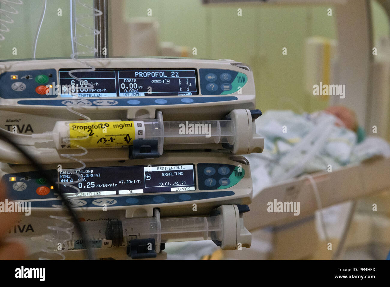 Eberswalde, Deutschland. 13th Aug, 2018. A drug pump will help to ...