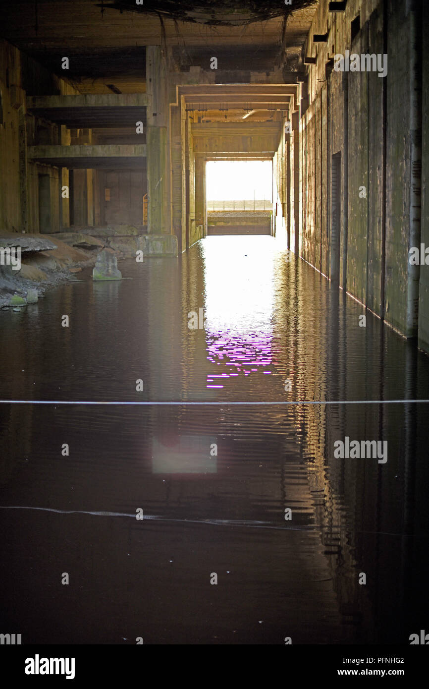 Submarine bunker valentin hi-res stock photography and images - Alamy