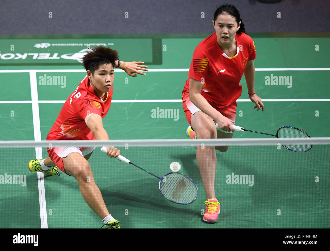 Jakarta. 22nd Aug, 2018. China's Huang Dongping (L) and Zheng Yu ...