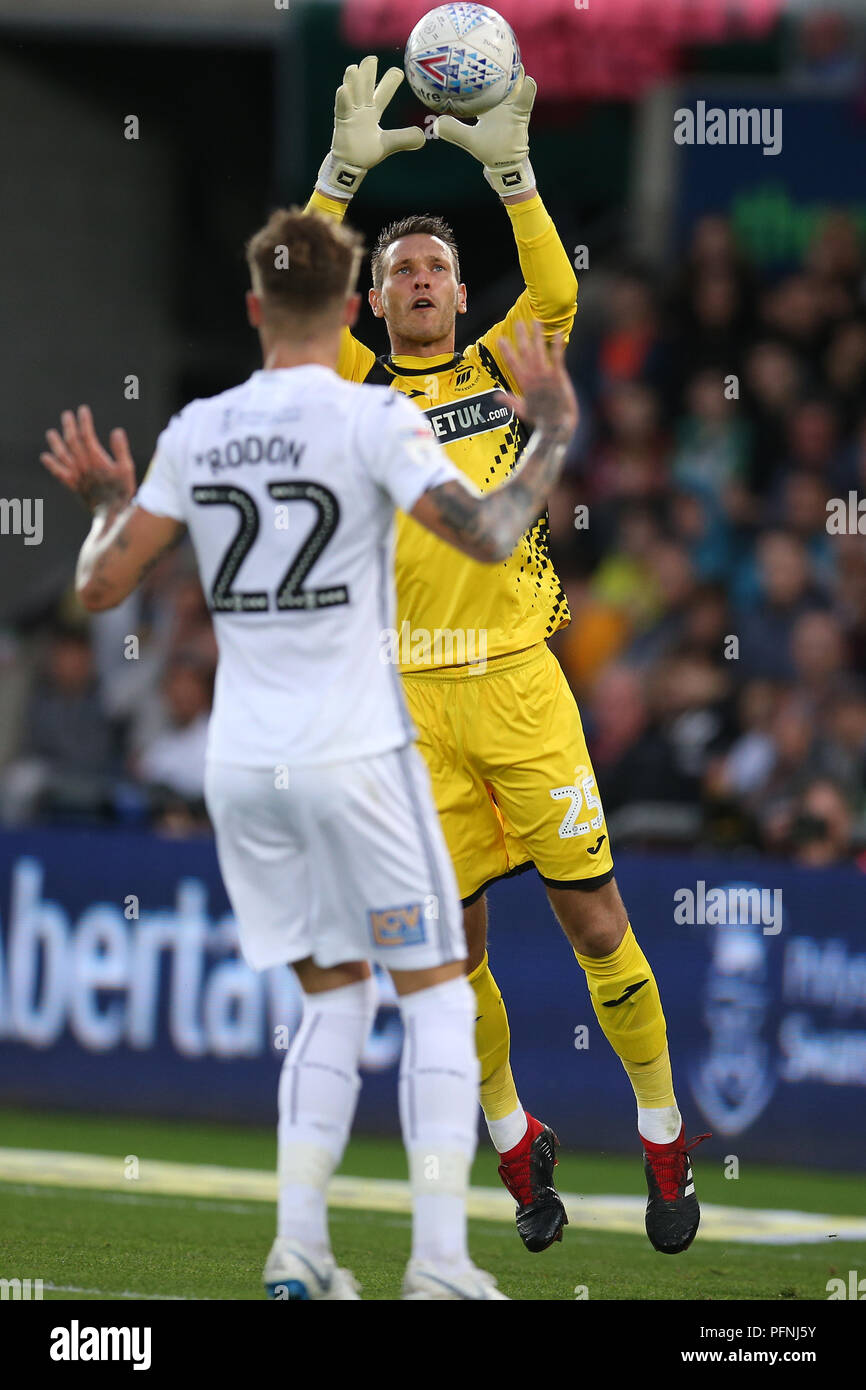 Swansea, South Wales, UK. 21st Aug, 2018. Erwin Mulder, the goalkeeper ...