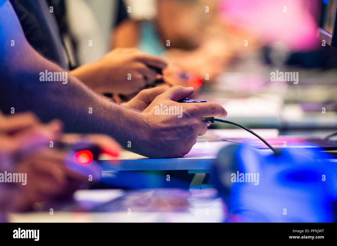 Fifa 19 ea game hi-res stock photography and images - Alamy