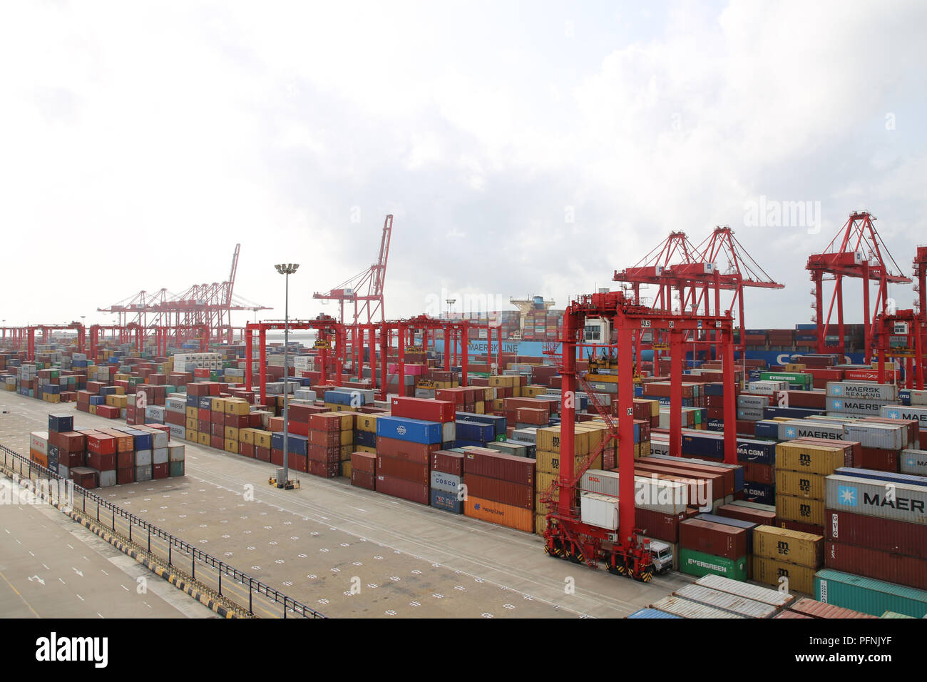Colombo. 14th Aug, 2018. Photo taken on Aug. 14, 2018 shows the Colombo ...