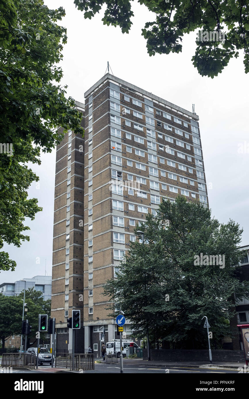 High rise buildings in leeds hi-res stock photography and images - Alamy