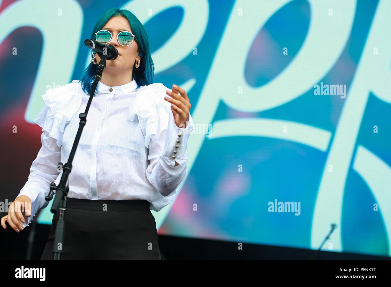 Amy Sheppard, Sheppard on stage for Billboard Hot 100 Music Festival ...