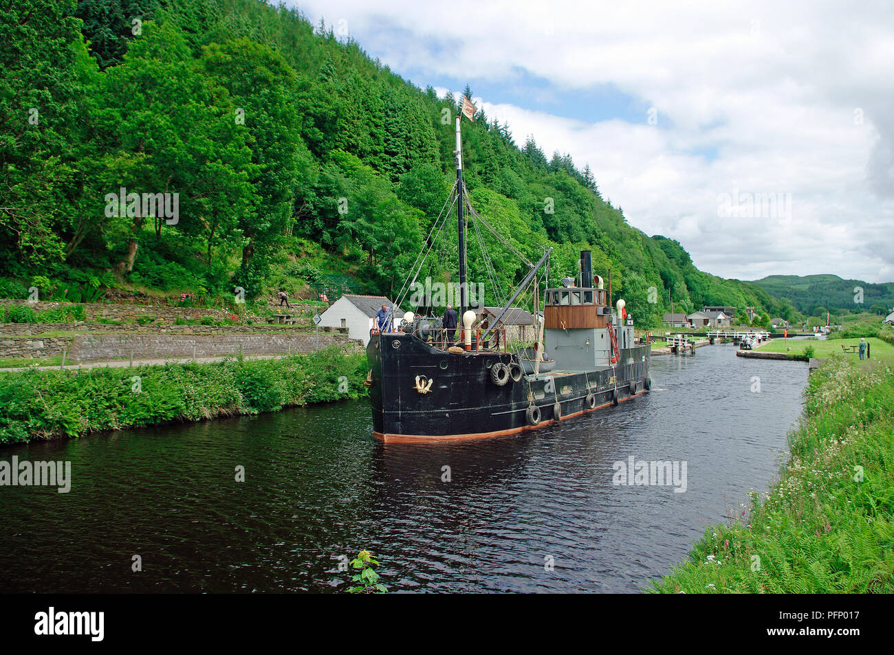 VIC 96 steamboat on Crinan Canal Stock Photo - Alamy