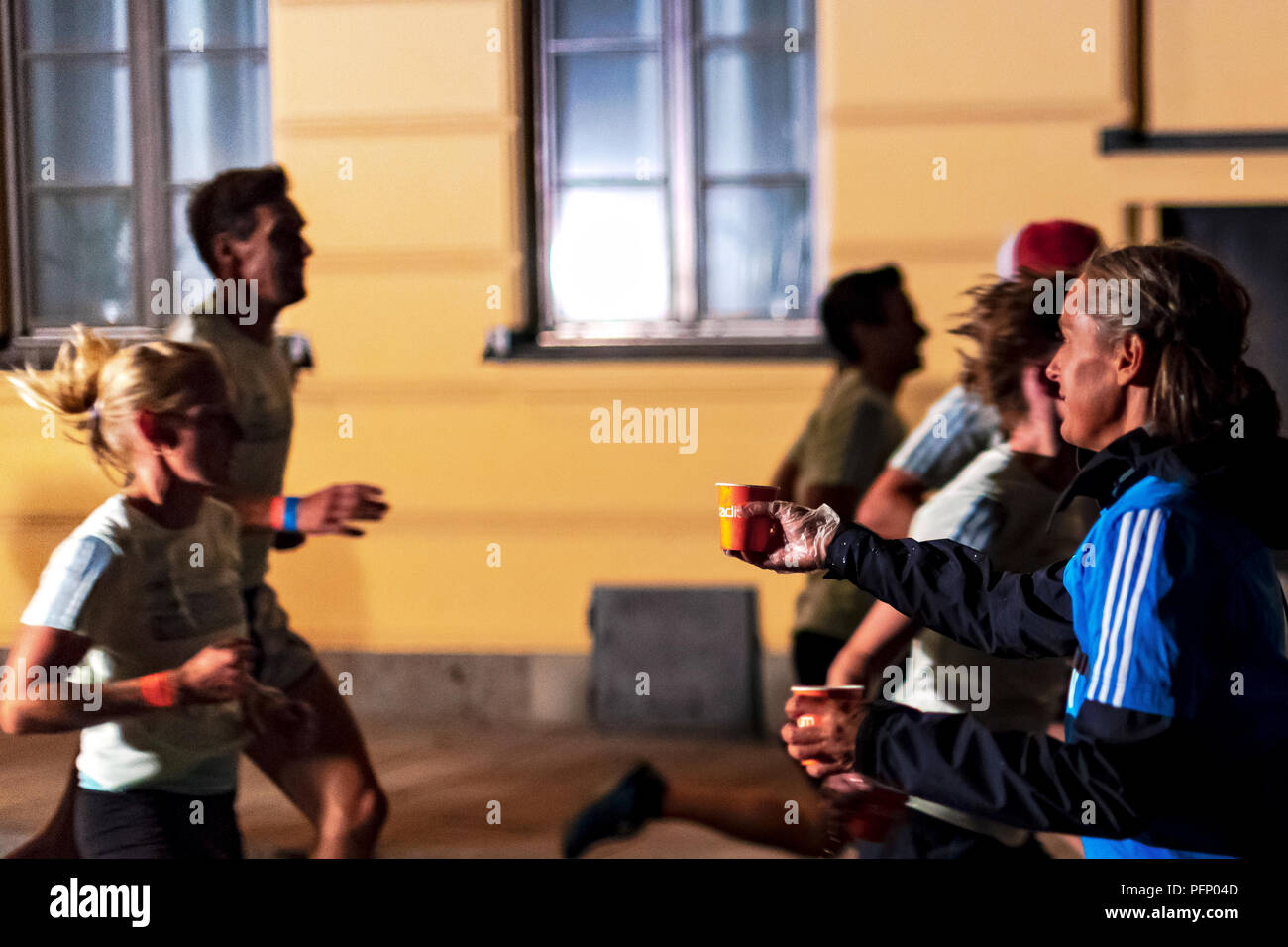 Midnattsloppet hi-res stock photography and images - Alamy