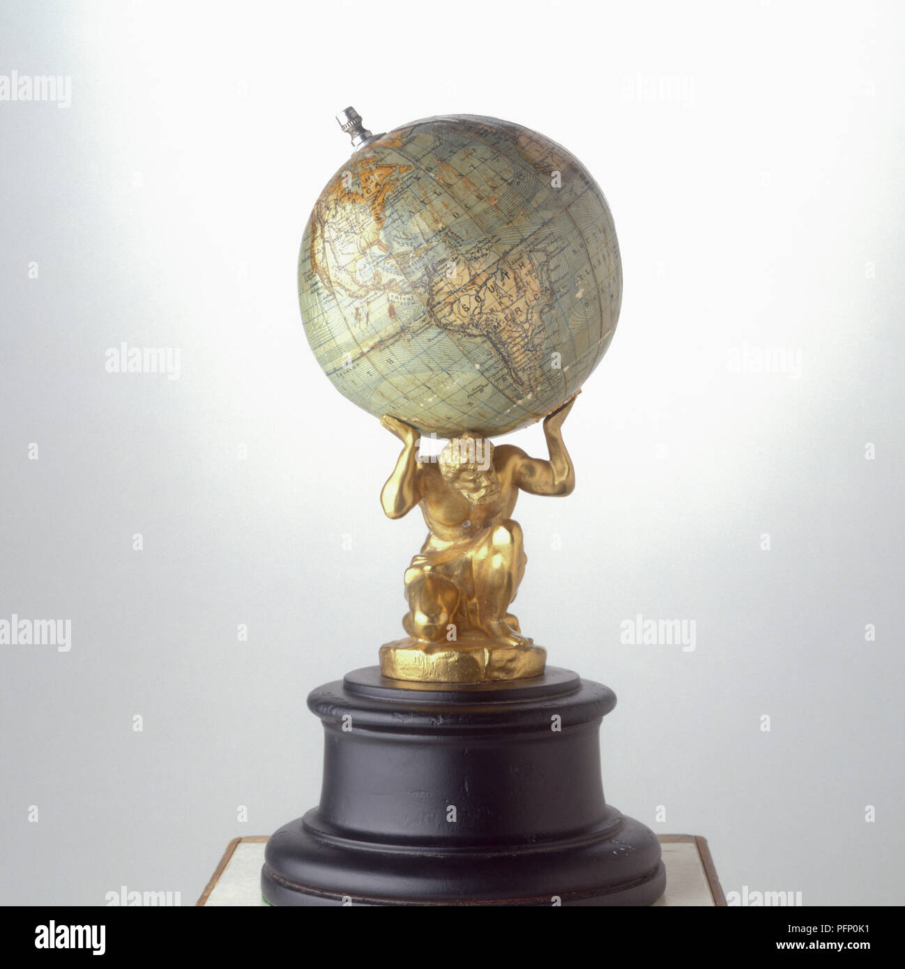 Atlas carrying globe hi-res stock photography and images - Alamy