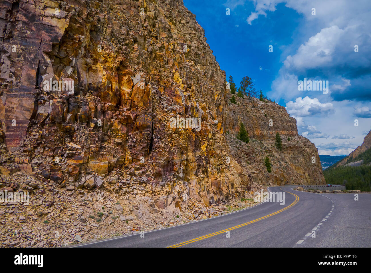 Yellowstone nationalparks hi-res stock photography and images - Alamy
