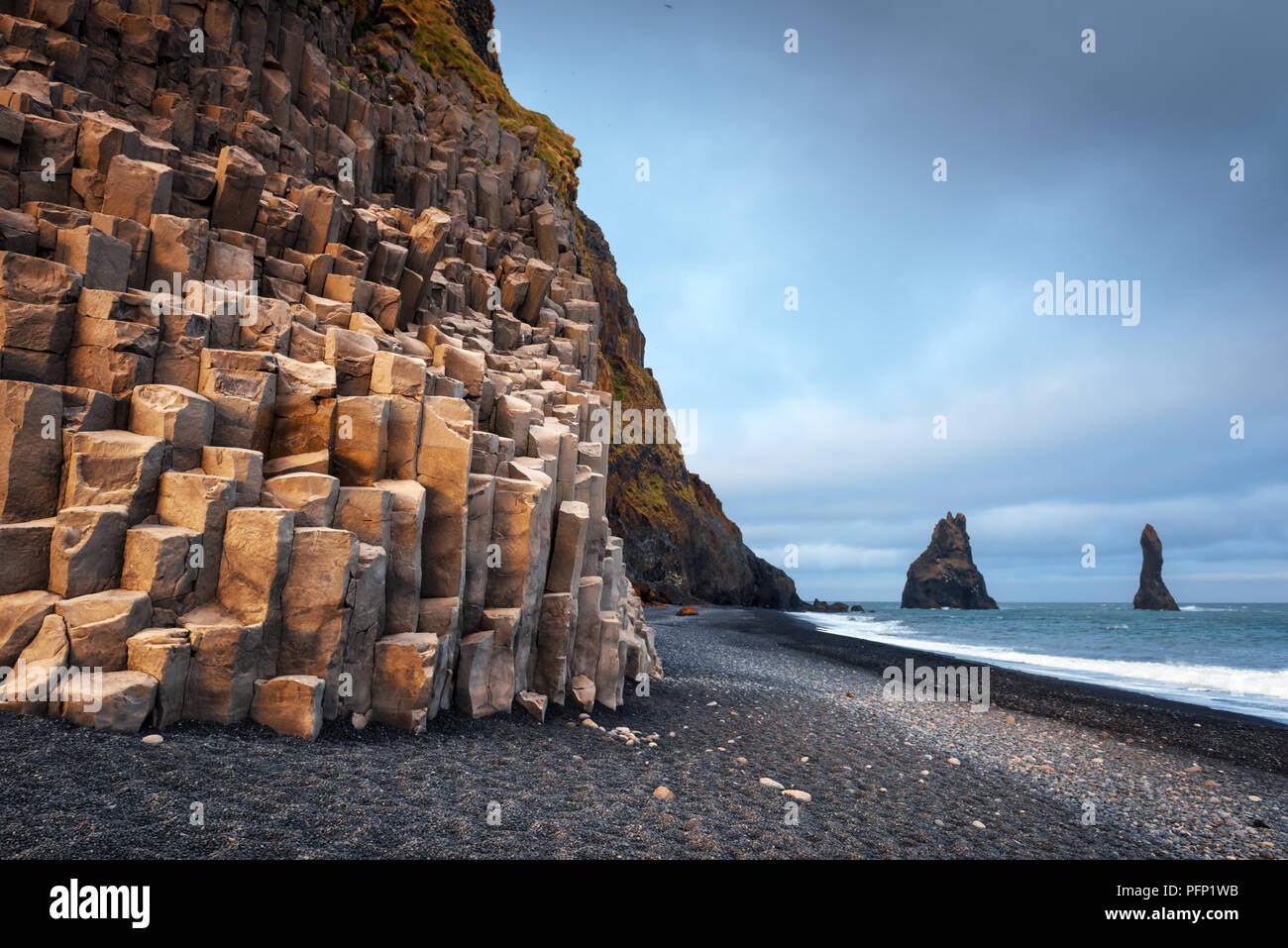 Incredible view black beach hi-res stock photography and images - Alamy