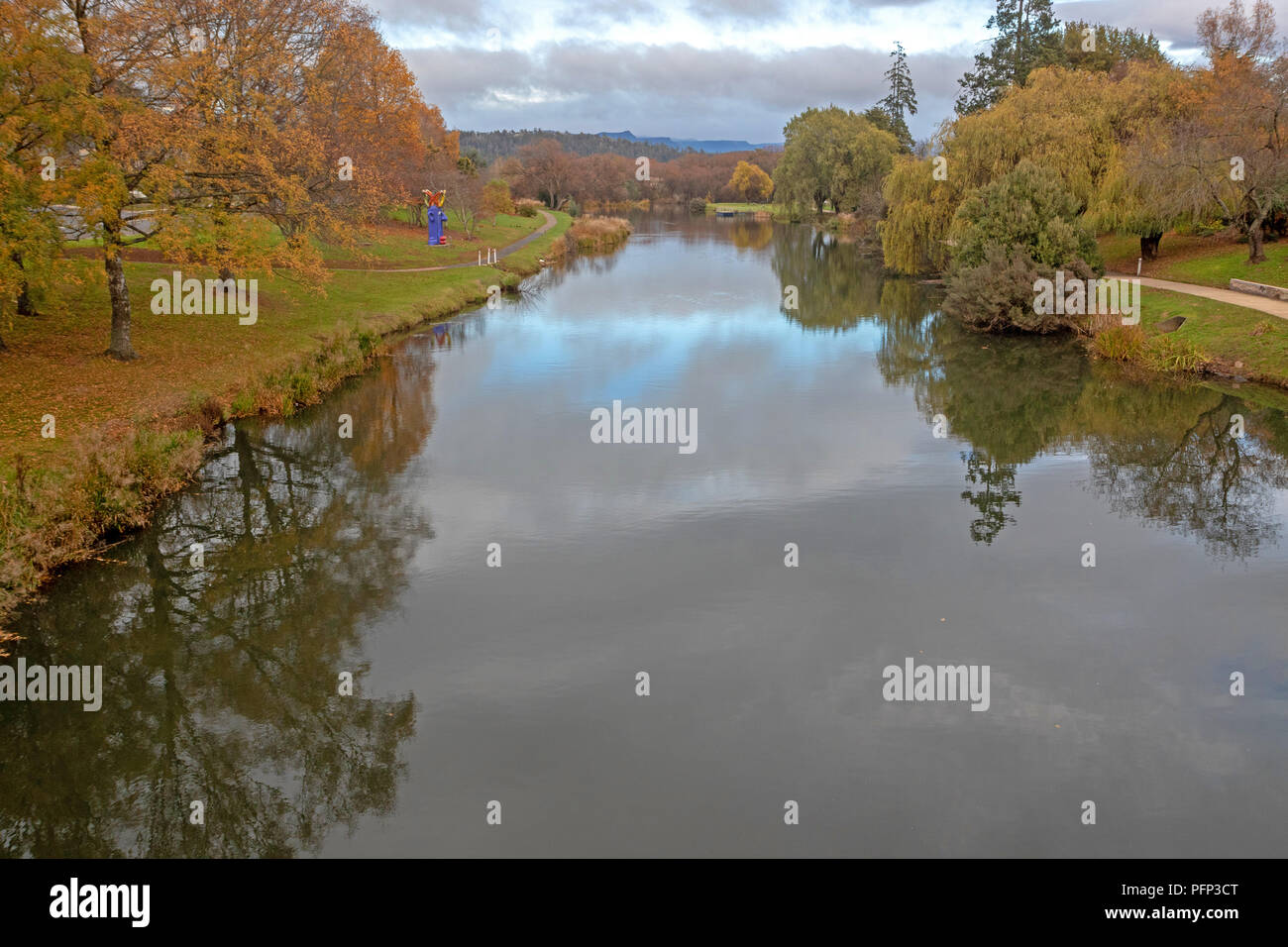 River meander hi-res stock photography and images - Alamy