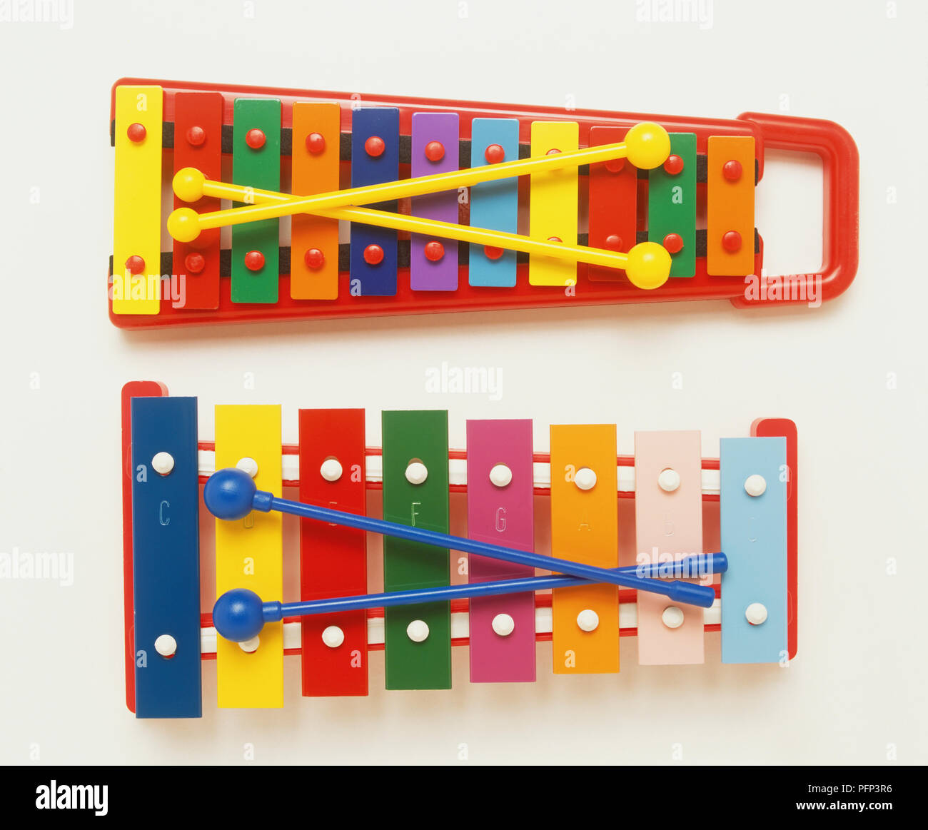 Xylophones hi-res stock photography and images - Alamy