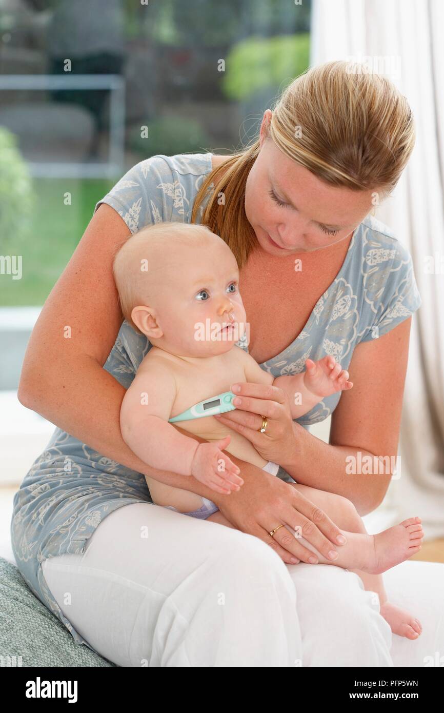 Under arm thermometer hi-res stock photography and images - Alamy
