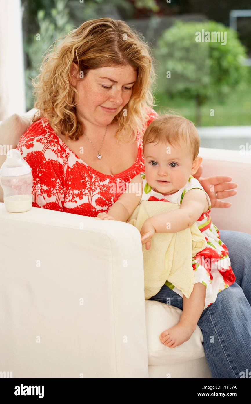 Child tapping leg hi-res stock photography and images - Alamy