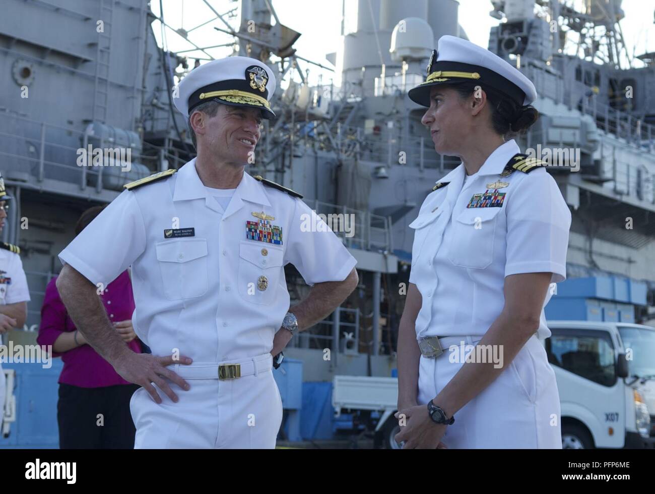 Commander of destroyer squadron desron 15 hi-res stock photography and ...