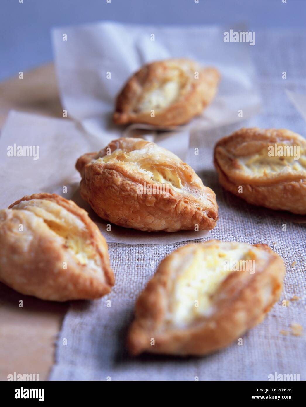 Maltese pastizzi, savoury pastry filled with ricotta Stock Photo - Alamy