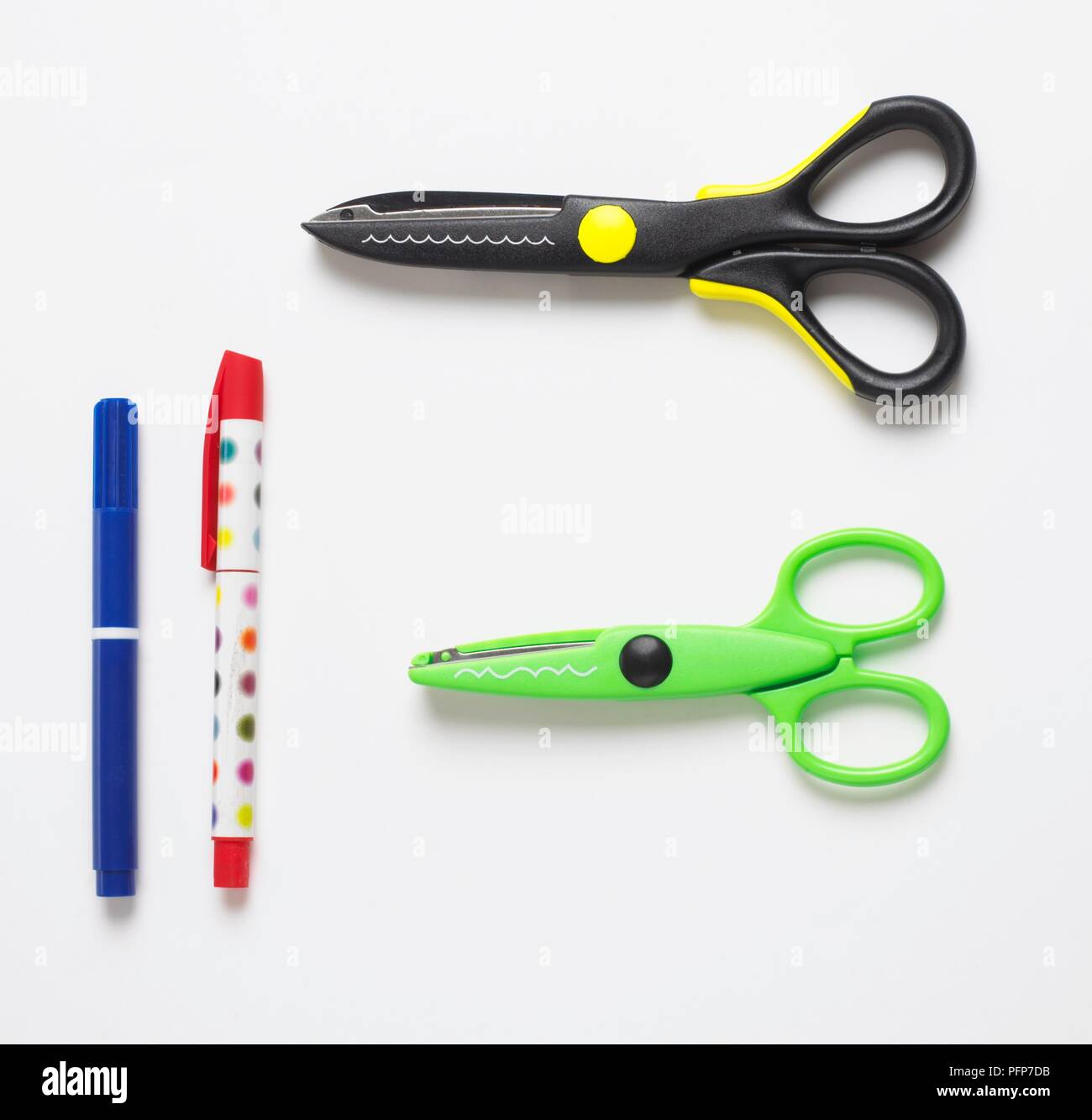 Two pairs scissors hi-res stock photography and images - Alamy