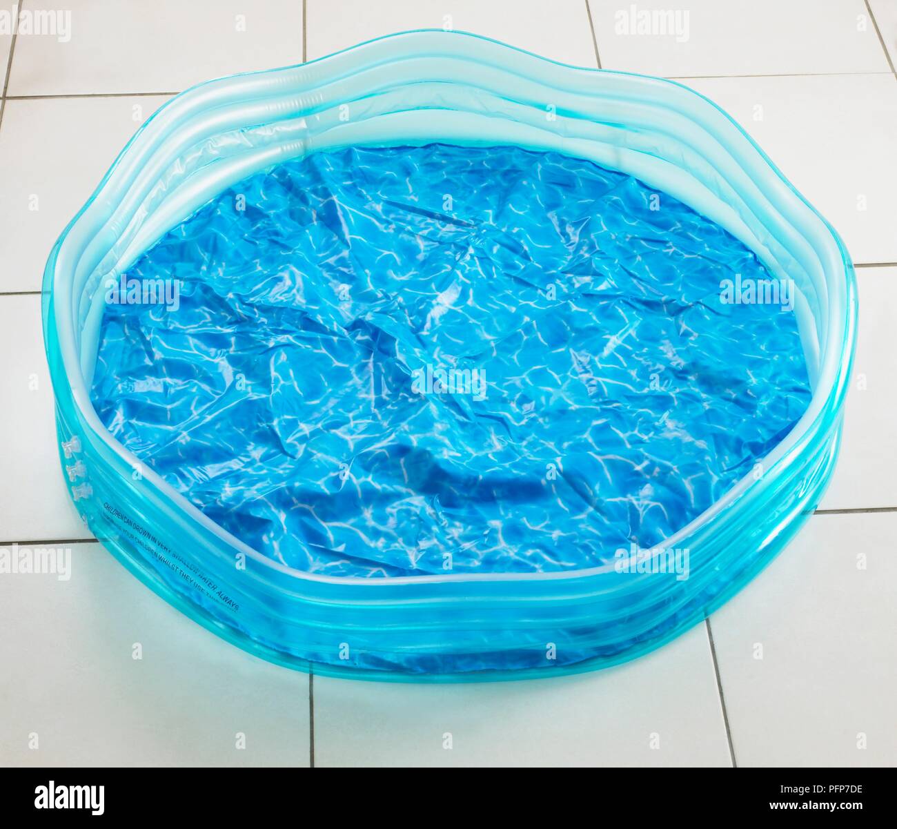 Paddling pool hi-res stock photography and images - Alamy