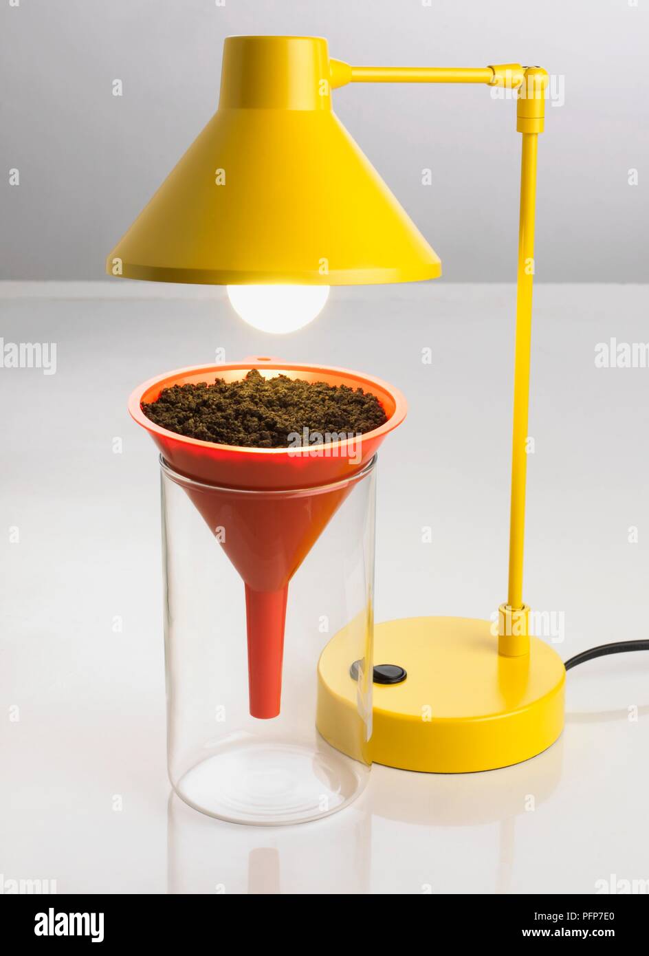 Light funnel hi-res stock photography and images - Alamy