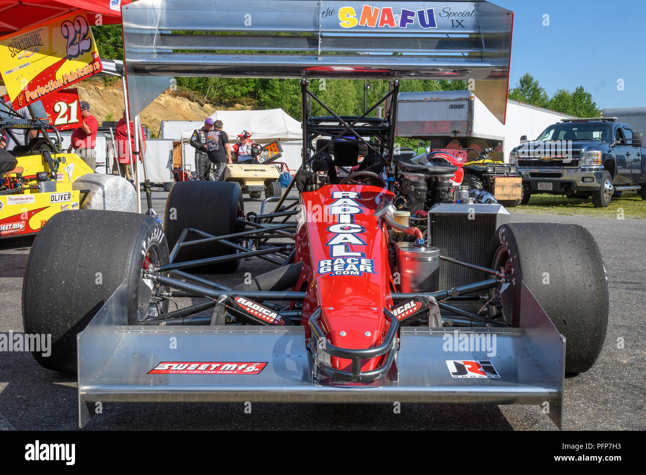 Super Modified Race Cars