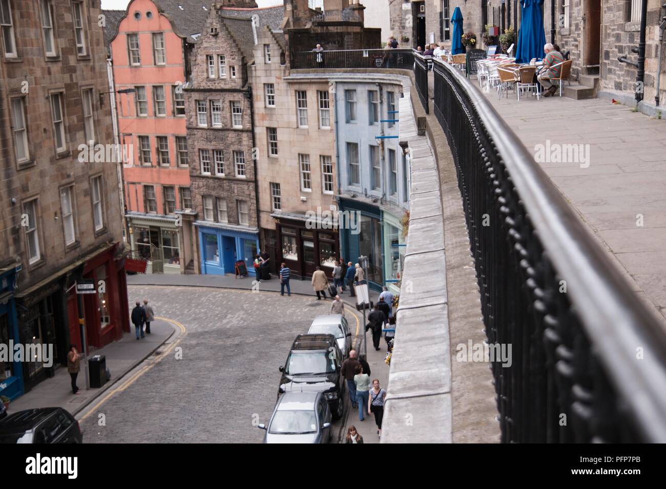 Sitting at street curve hi-res stock photography and images - Alamy