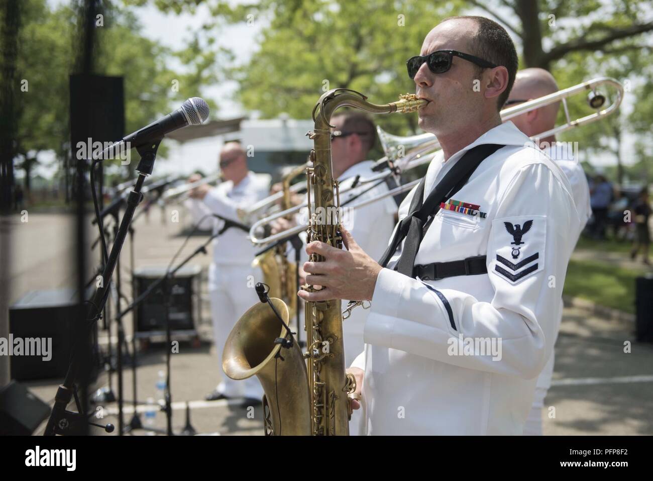 WESTBURY, N.Y. (May 26, 2018) Musician 2nd Class Matthew Tremel ...