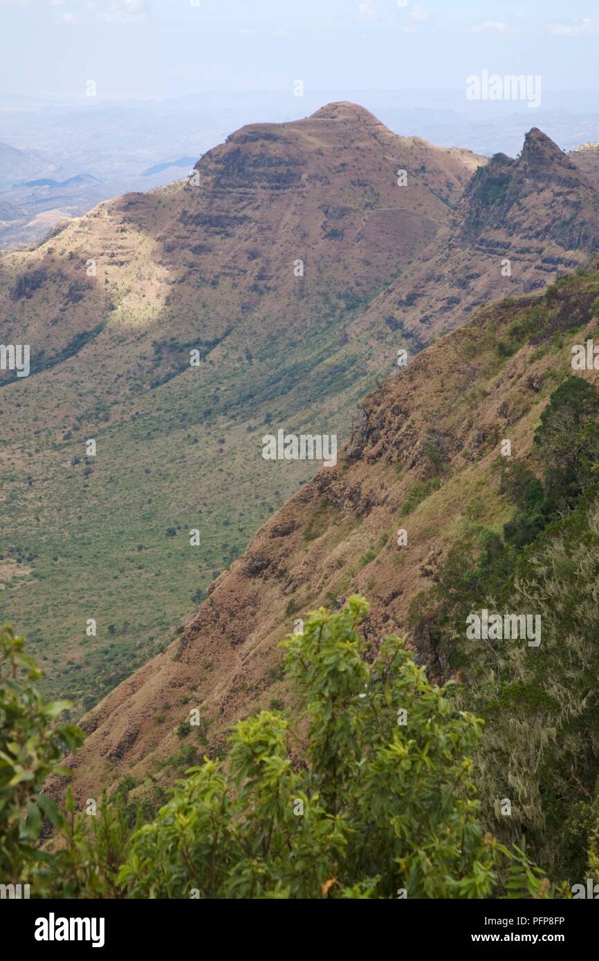 Rift valley escarpment hi-res stock photography and images - Alamy