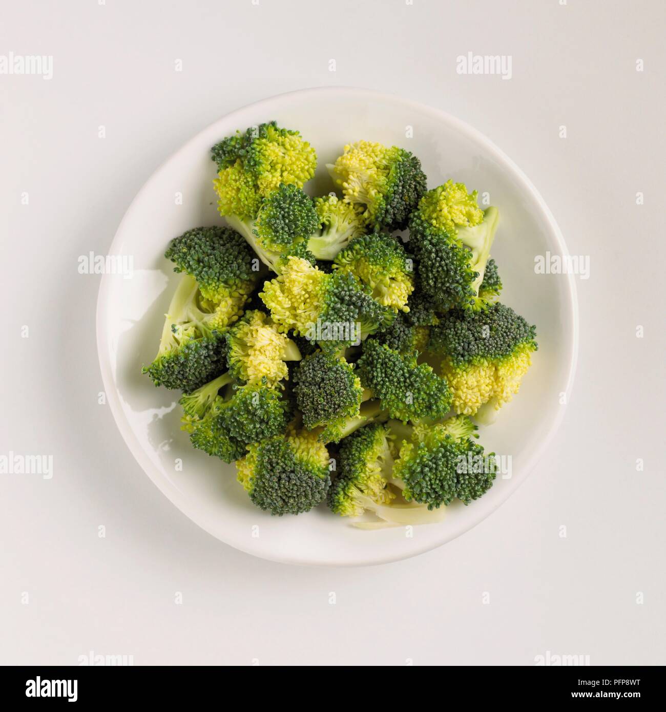 Plate of broccoli Stock Photo - Alamy