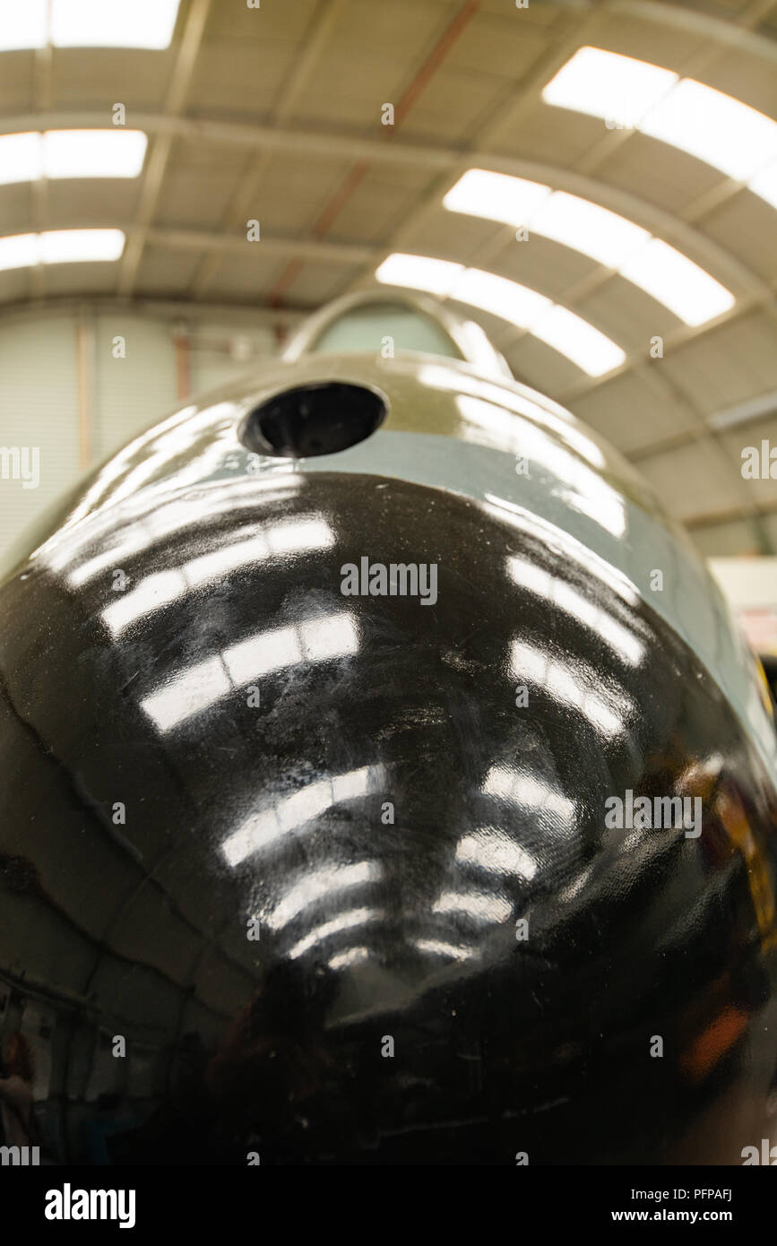 Aeroplane nose cone hi-res stock photography and images - Alamy
