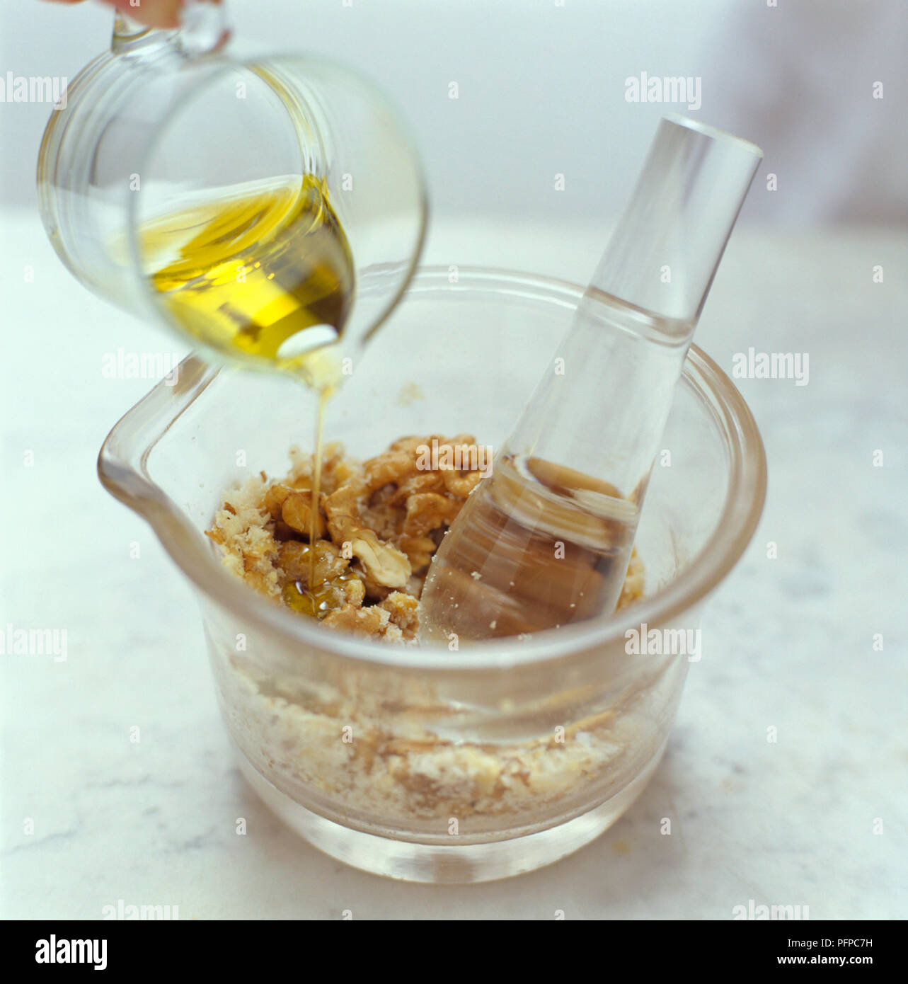 Glass jug of oil hi-res stock photography and images - Alamy