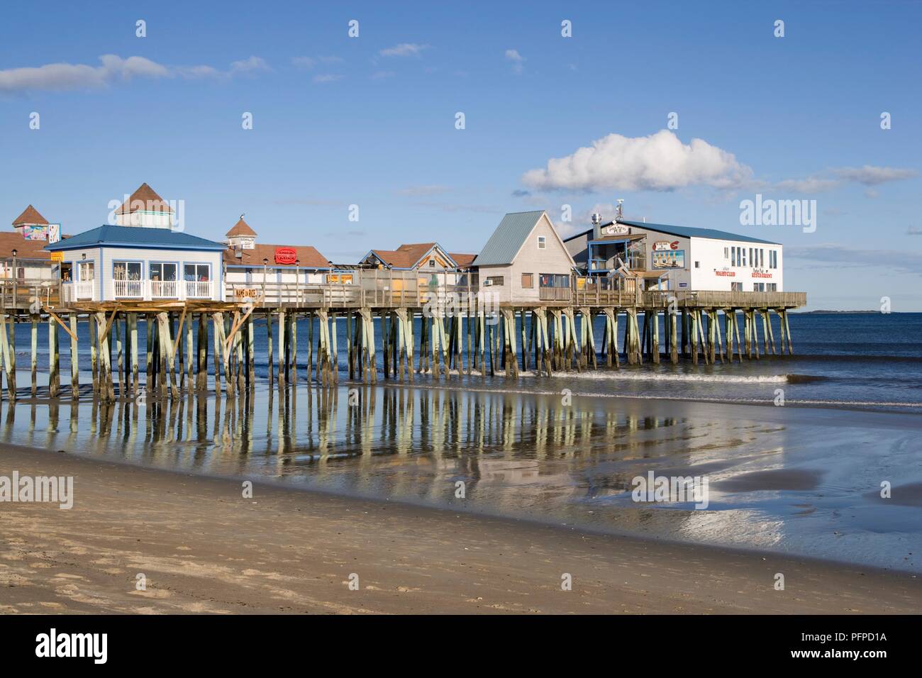 Old orchard pier hi-res stock photography and images - Alamy