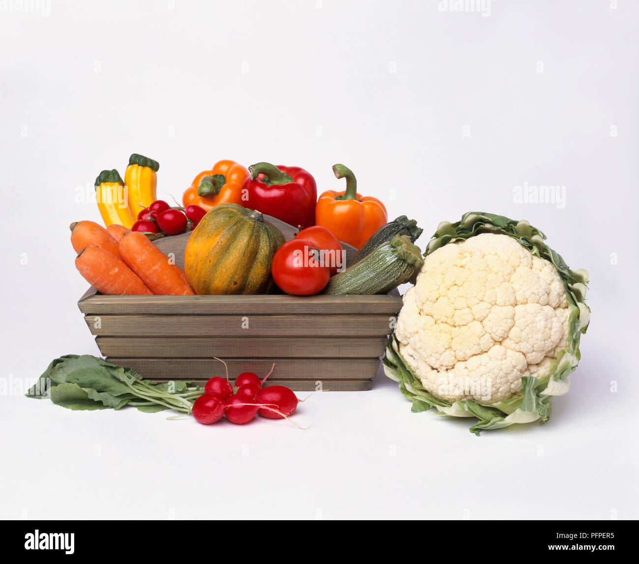 Fresh vegetables including carrots bell hi-res stock photography and ...